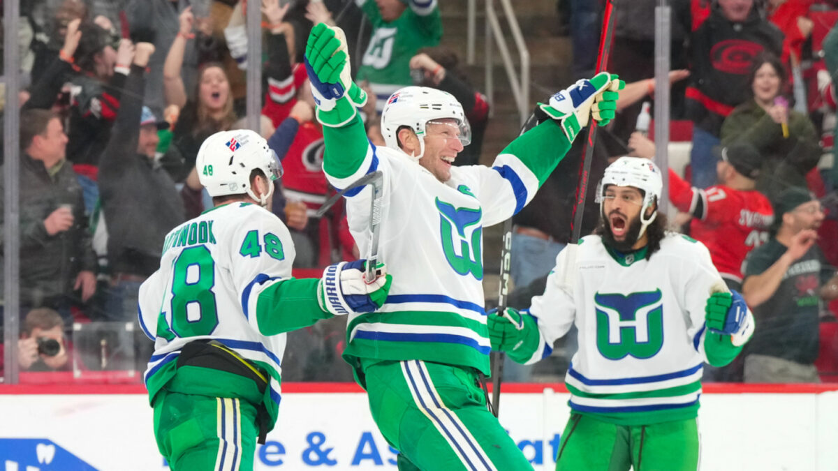 Hurricanes pull off historic comeback win against Mammoth – Benjamin ...